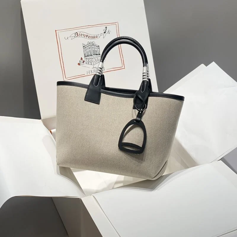 Exact replica Hermes Steeple Bags