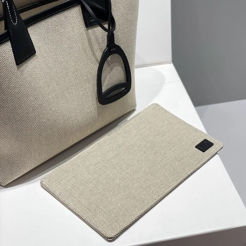 Exact replica Hermes Steeple Bags