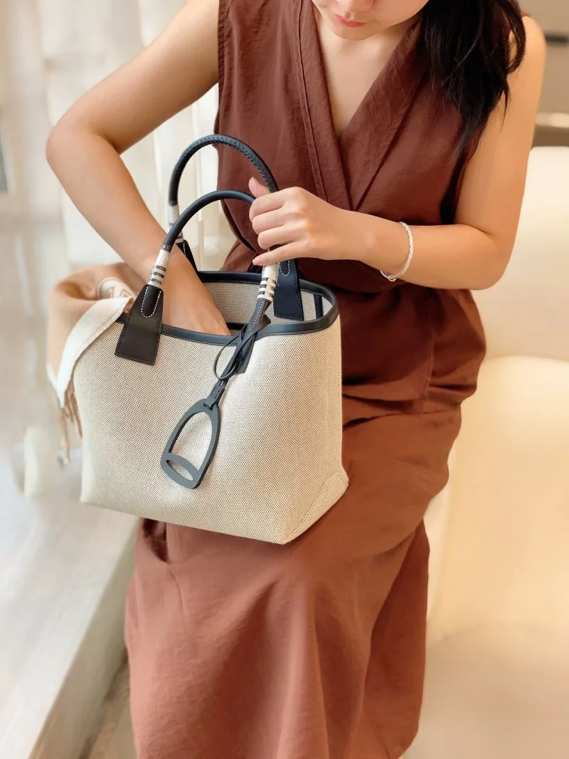 Exact replica Hermes Steeple Bags