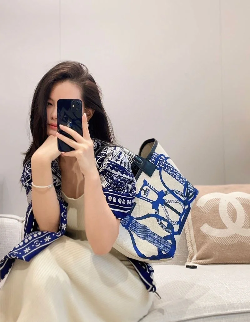 Brand-authenticated Hermes Steeple Bags