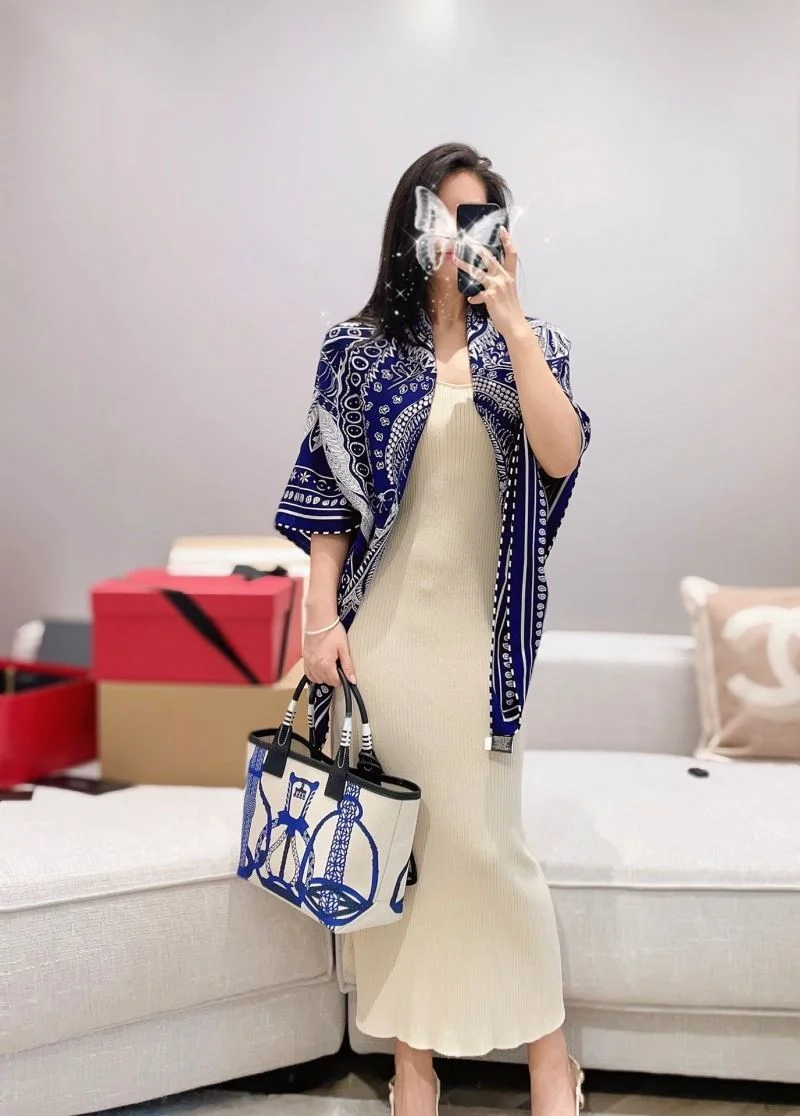 Brand-authenticated Hermes Steeple Bags