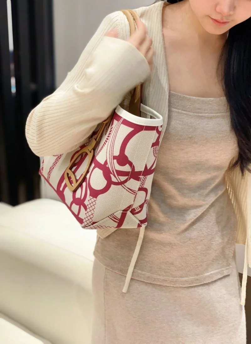 Brand-authenticated Hermes Steeple Bags