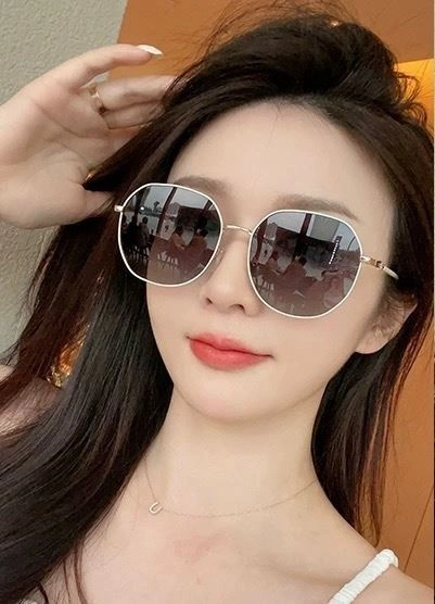 High accuracy Hermes Sunglasses