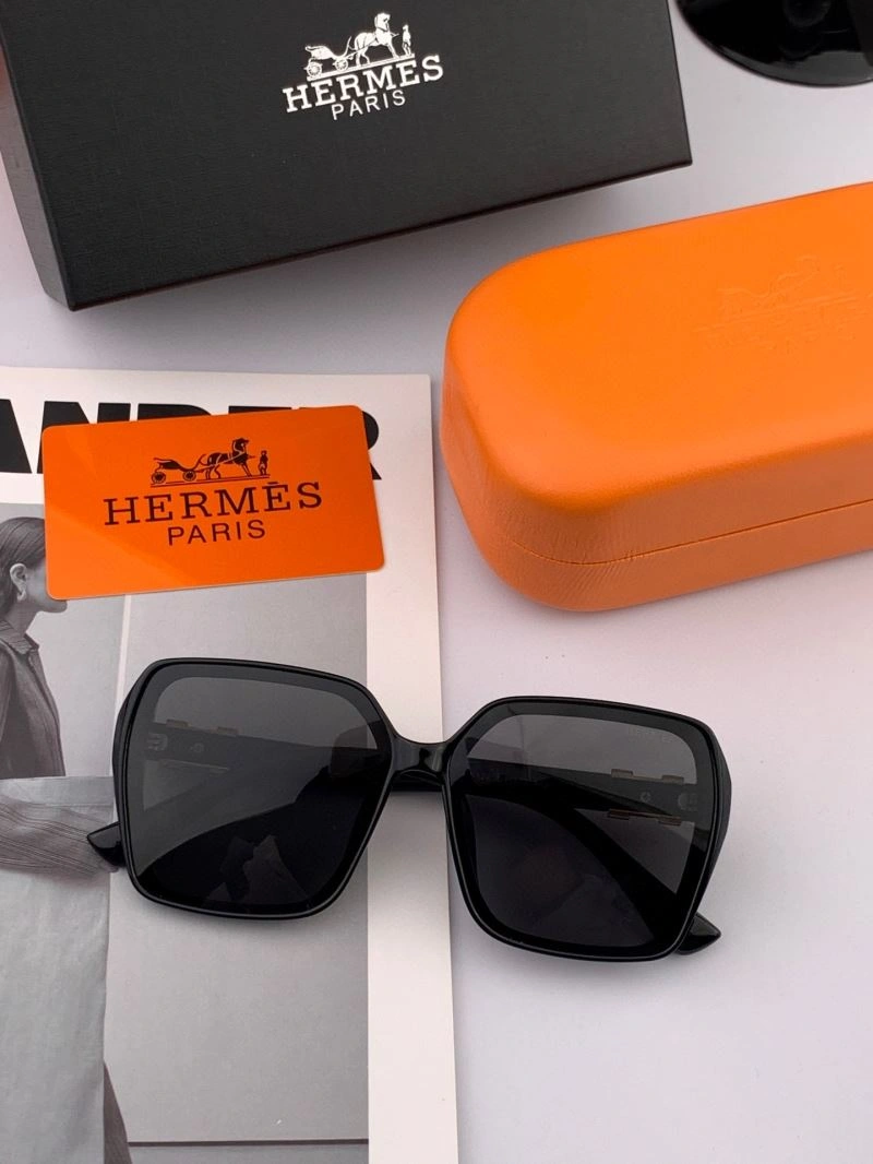 Exact replica Hermes Sunglasses