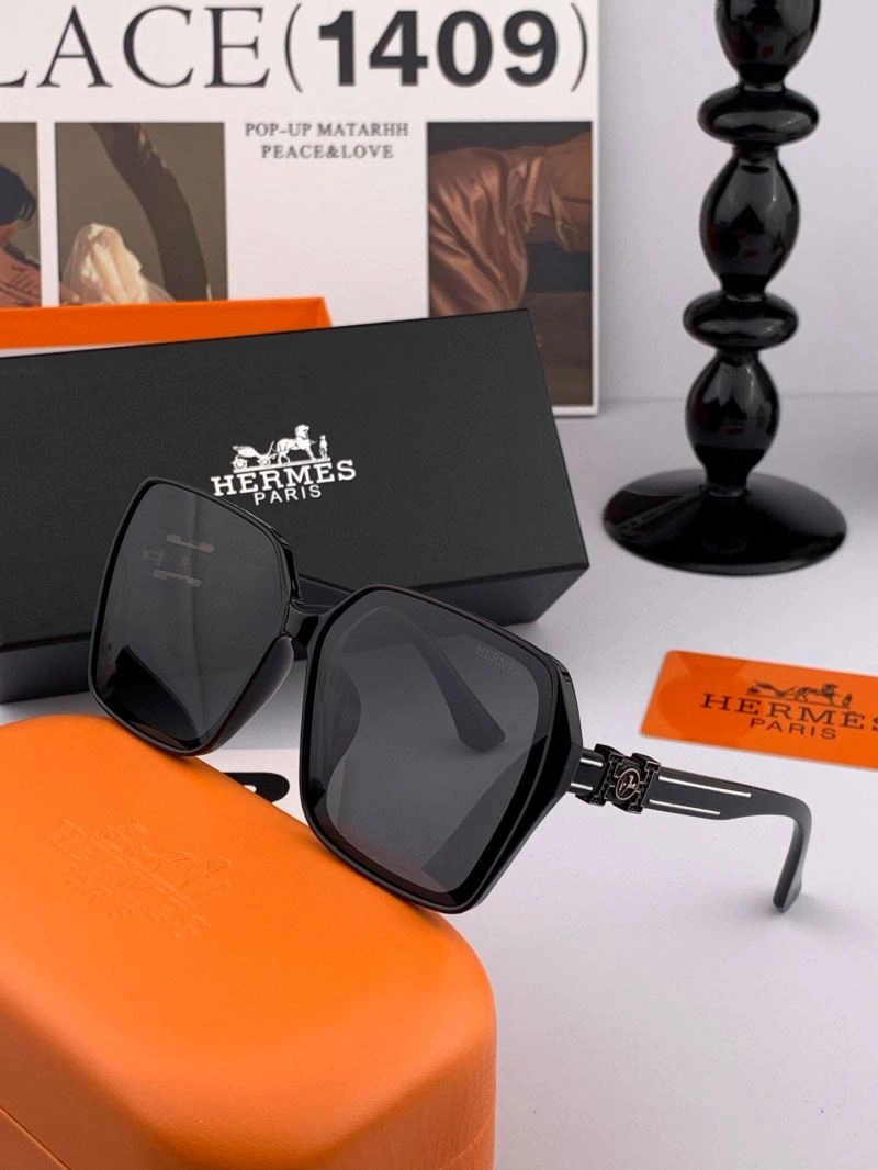 Exact replica Hermes Sunglasses