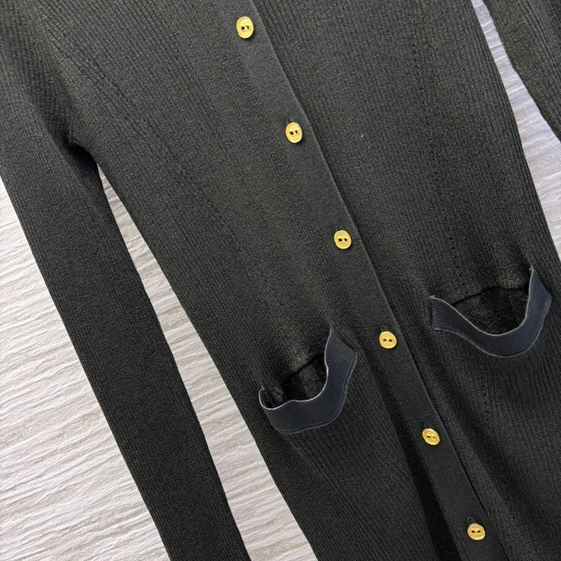Indistinguishable Hermes Sweaters