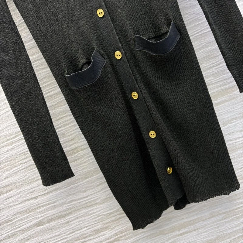 Indistinguishable Hermes Sweaters