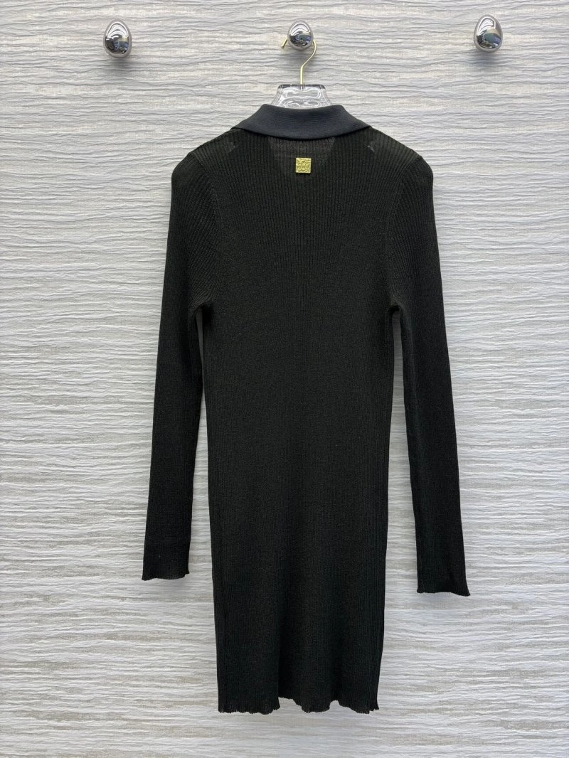 Indistinguishable Hermes Sweaters