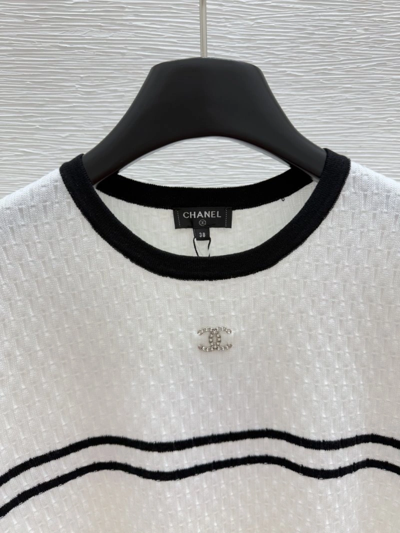 Value-priced Hermes Sweaters