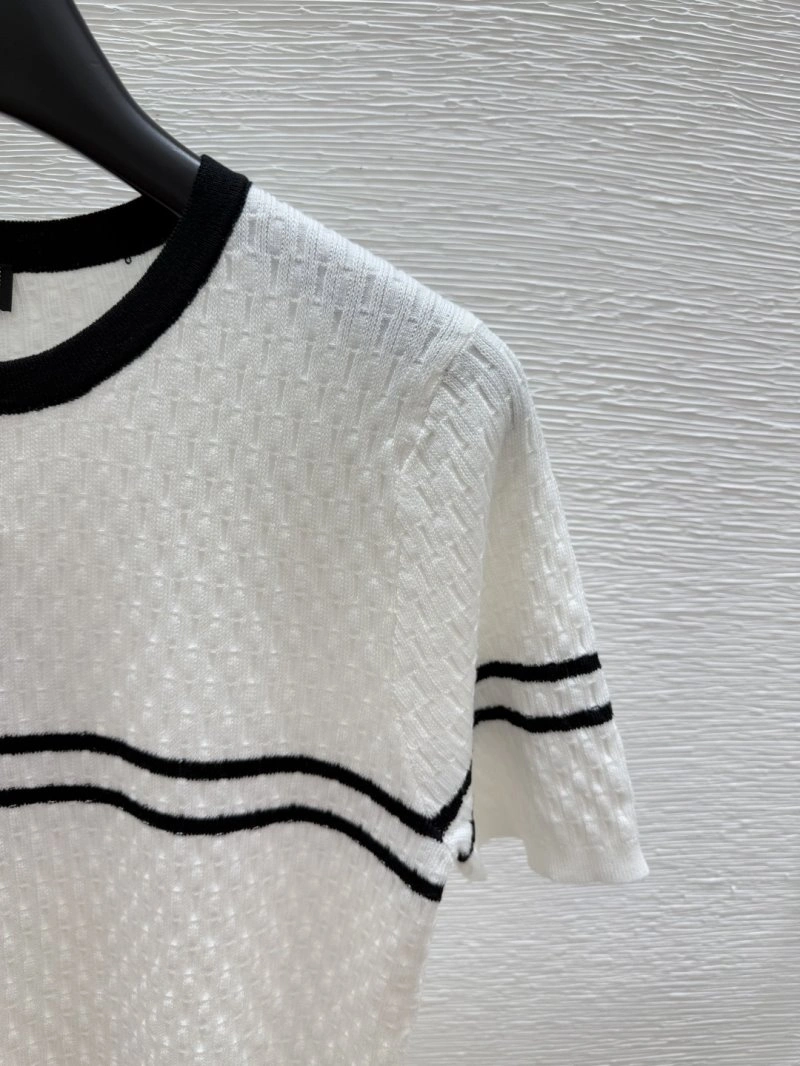 Value-priced Hermes Sweaters