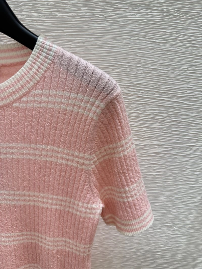 Low-cost Hermes Sweaters