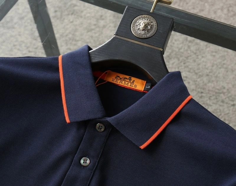 Accurate model Hermes T-Shirts