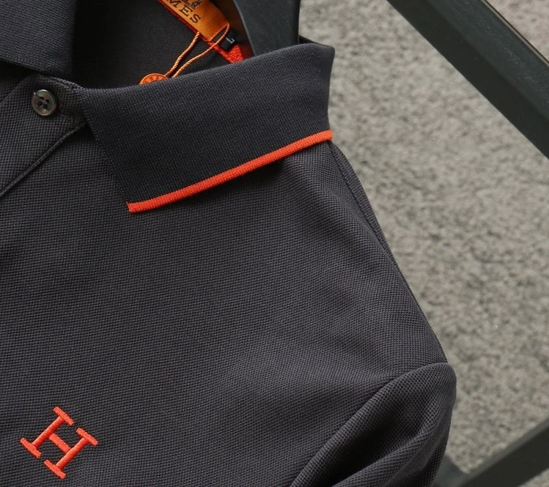 Accurate model Hermes T-Shirts