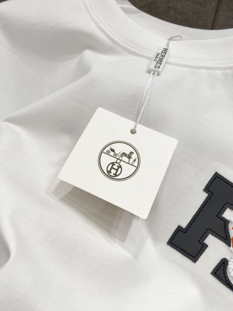 Indistinguishable Hermes T-Shirts