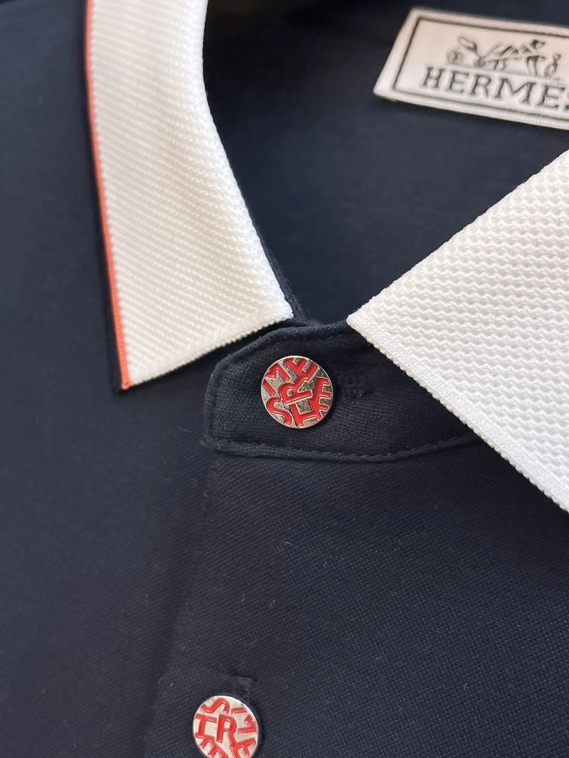 Accurate model Hermes T-Shirts