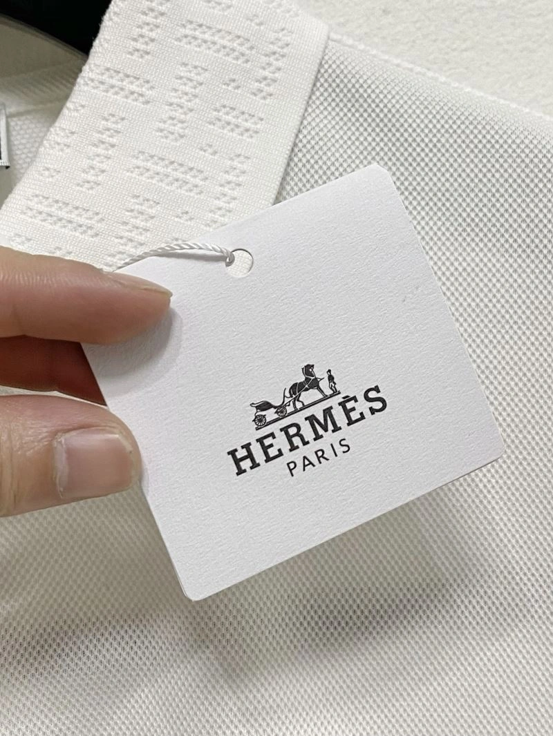 Indistinguishable Hermes T-Shirts