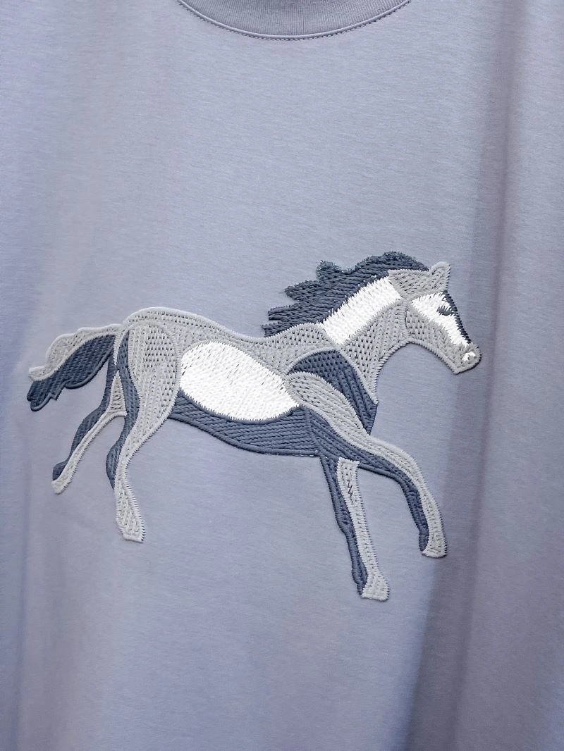 Accurate model Hermes T-Shirts
