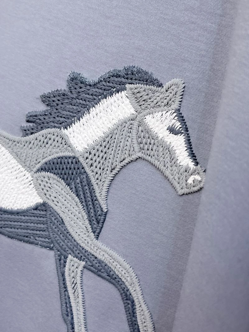 Accurate model Hermes T-Shirts