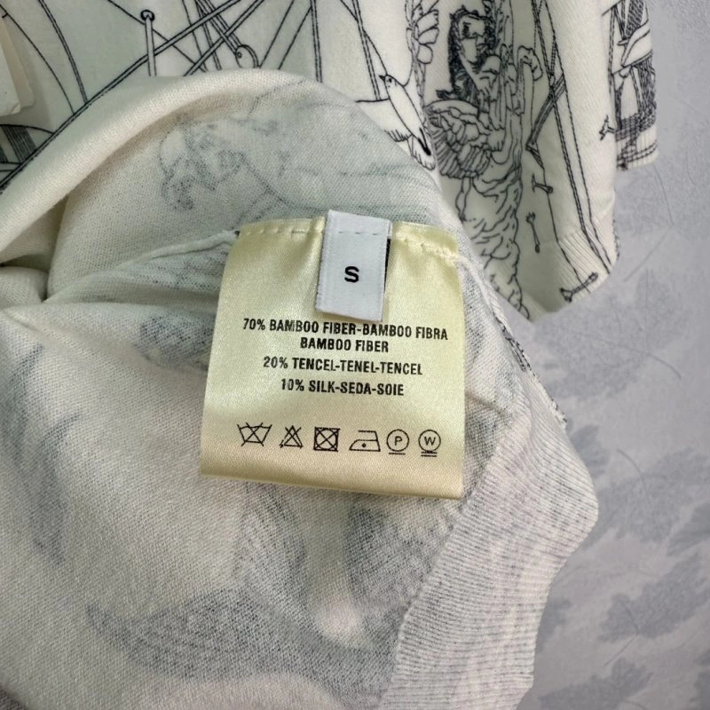 Indistinguishable Hermes T-Shirts