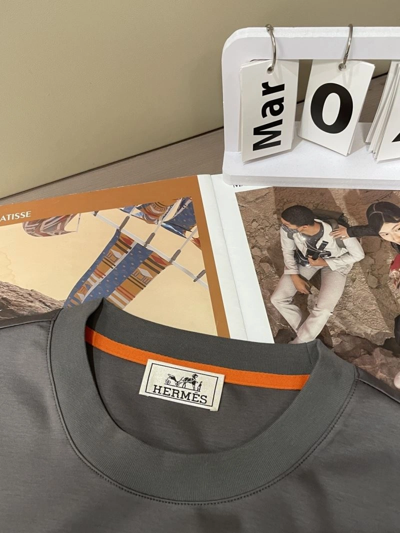 Indistinguishable Hermes T-Shirts