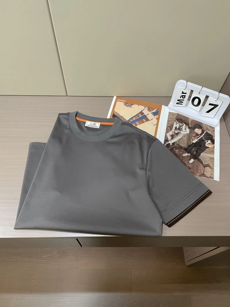 Indistinguishable Hermes T-Shirts