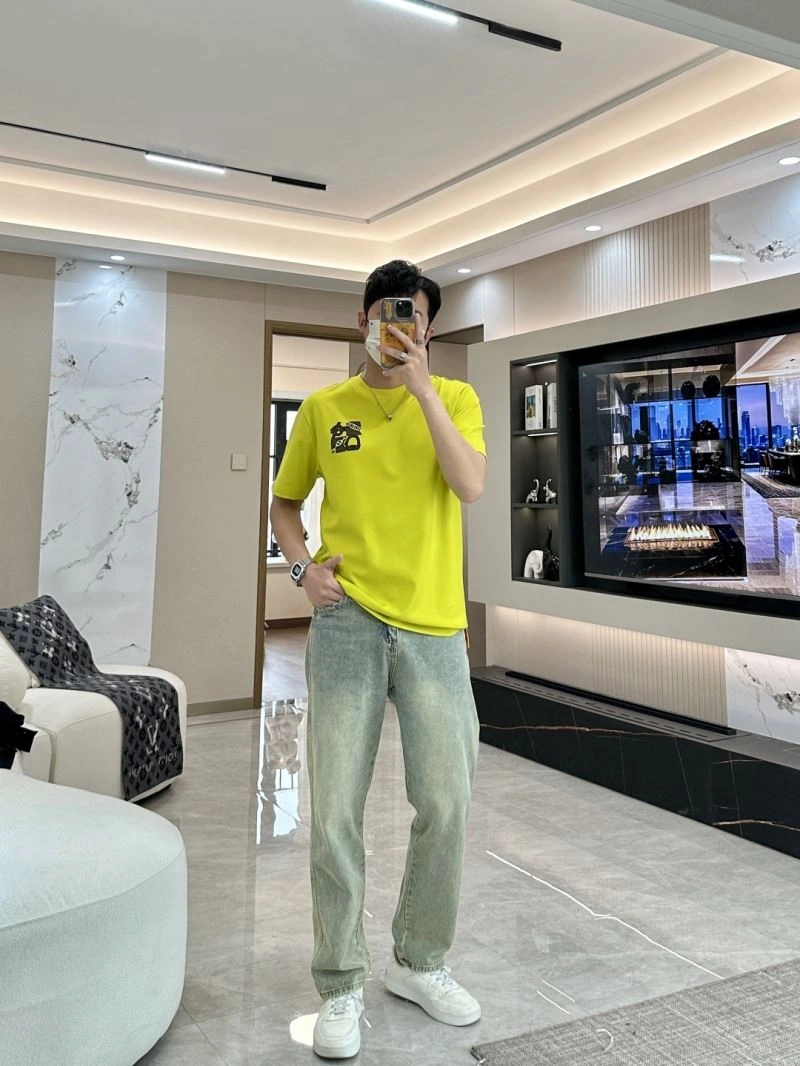 Bargain Hermes T-Shirts