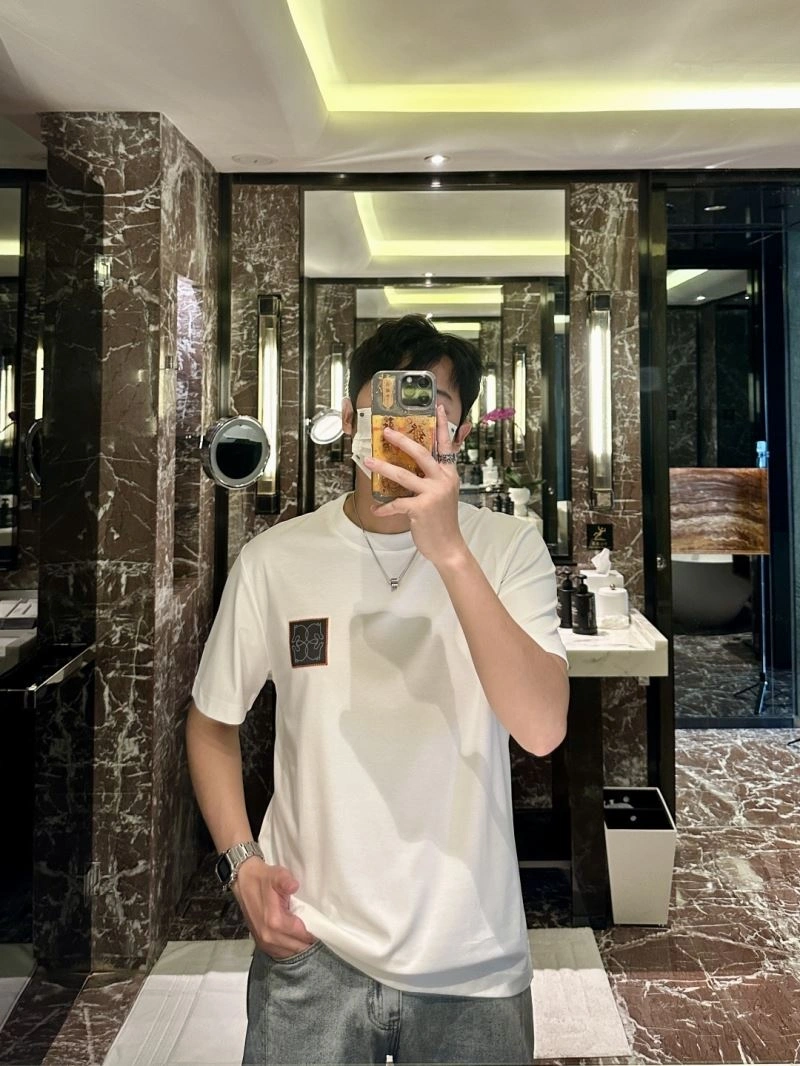 Brand-authenticated Hermes T-Shirts