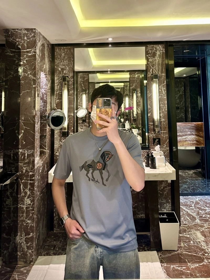 Reasonably priced Hermes T-Shirts