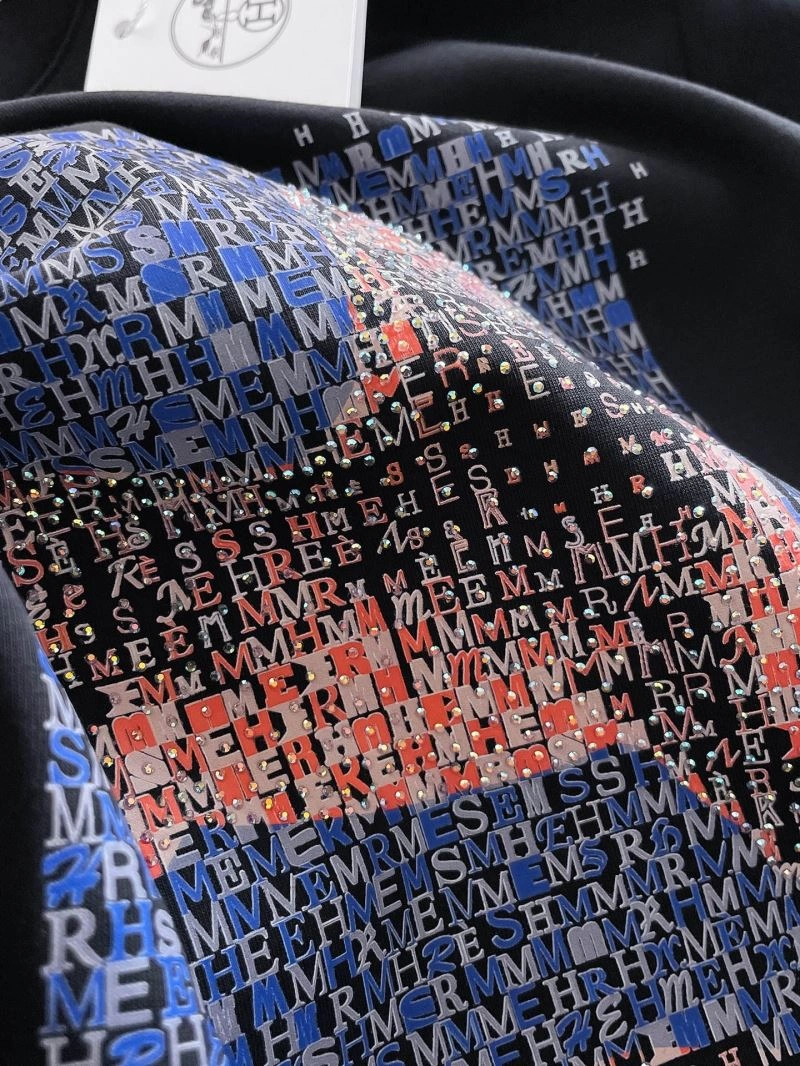 Indistinguishable Hermes T-Shirts