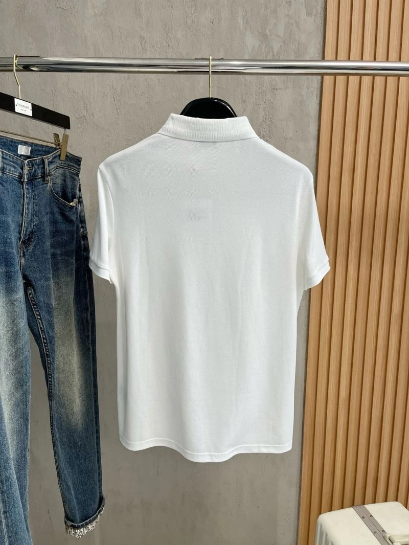 Indistinguishable Hermes T-Shirts