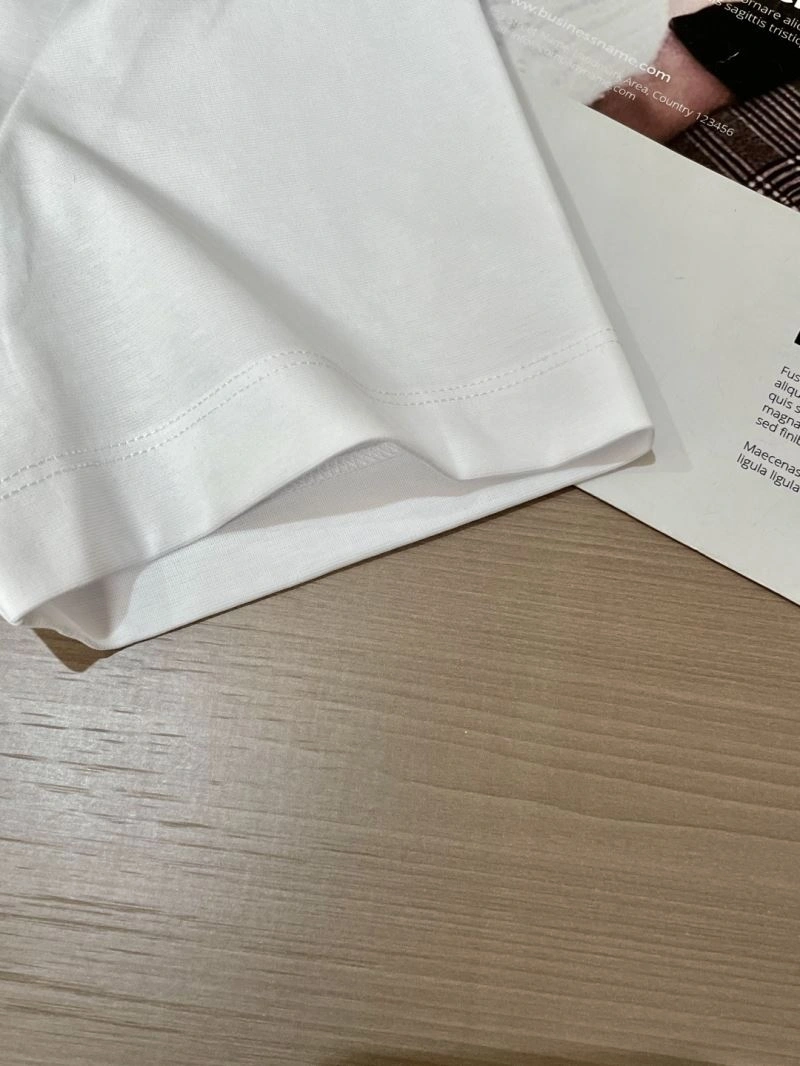 Accurate model Hermes T-Shirts