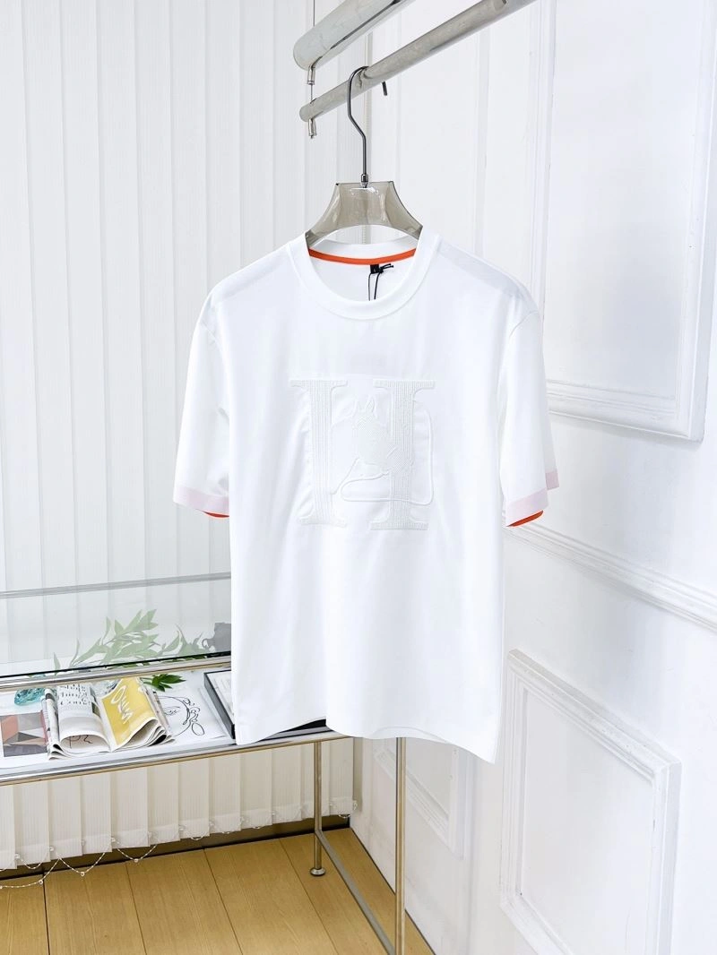 Accurate model Hermes T-Shirts