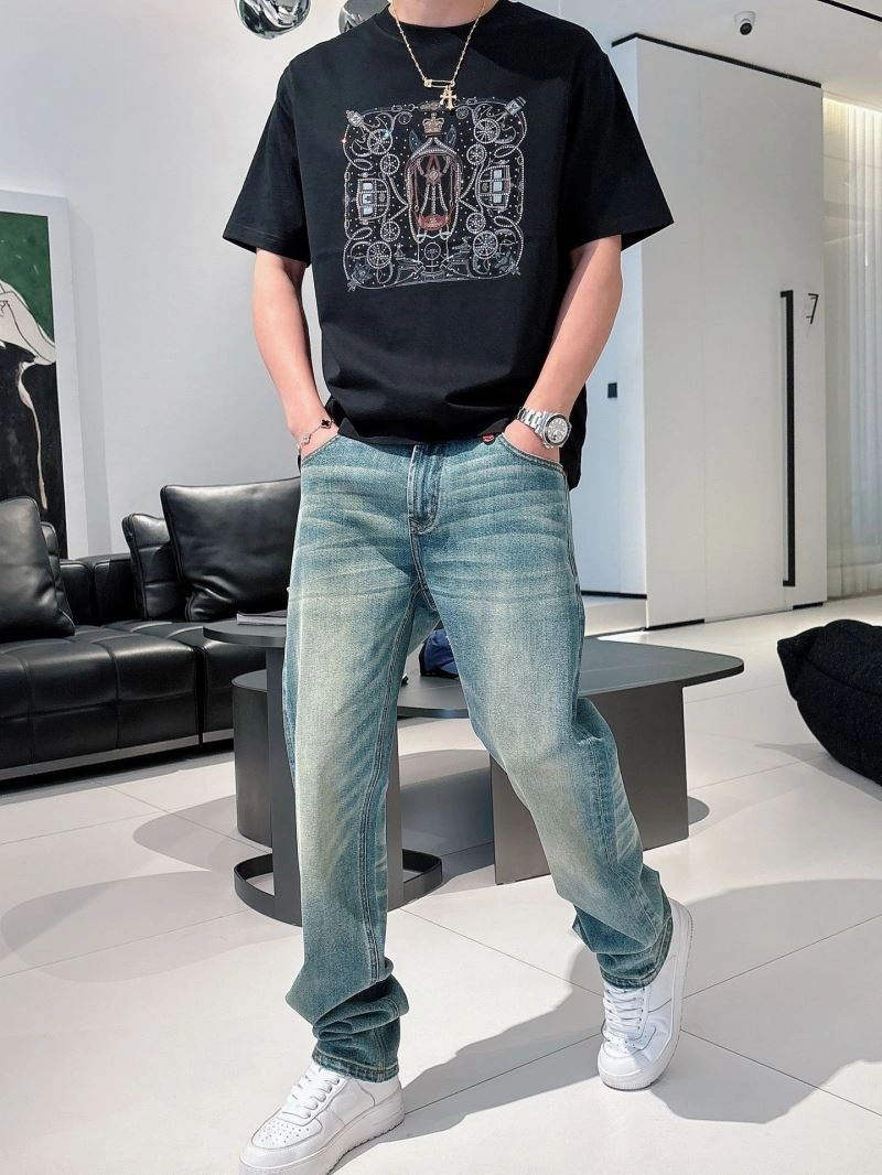 Indistinguishable Hermes T-Shirts