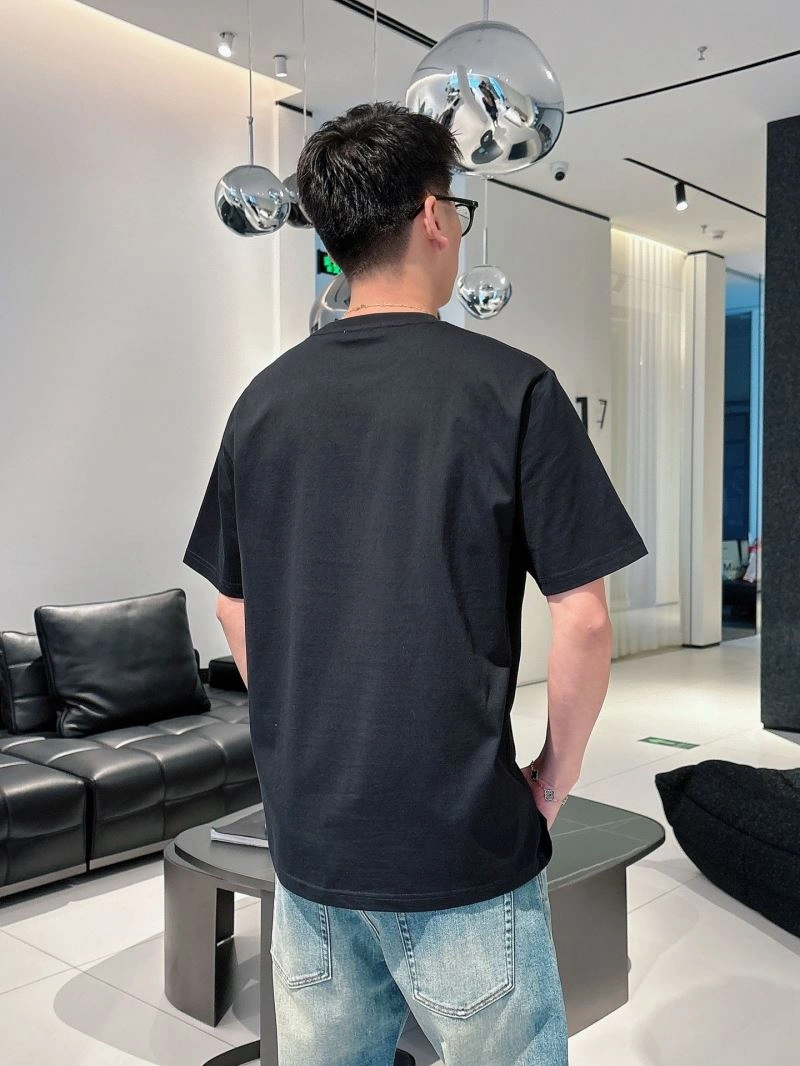 Indistinguishable Hermes T-Shirts
