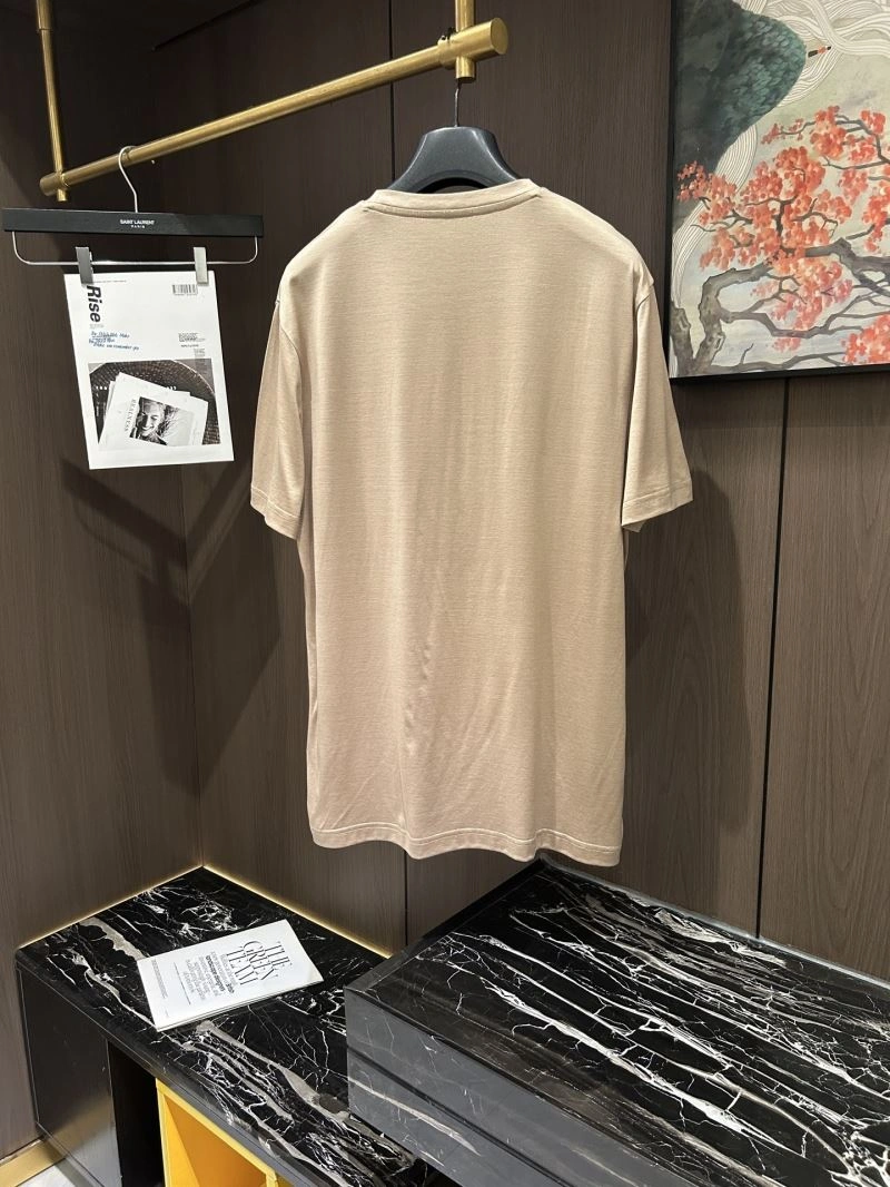 Accurate model Hermes T-Shirts
