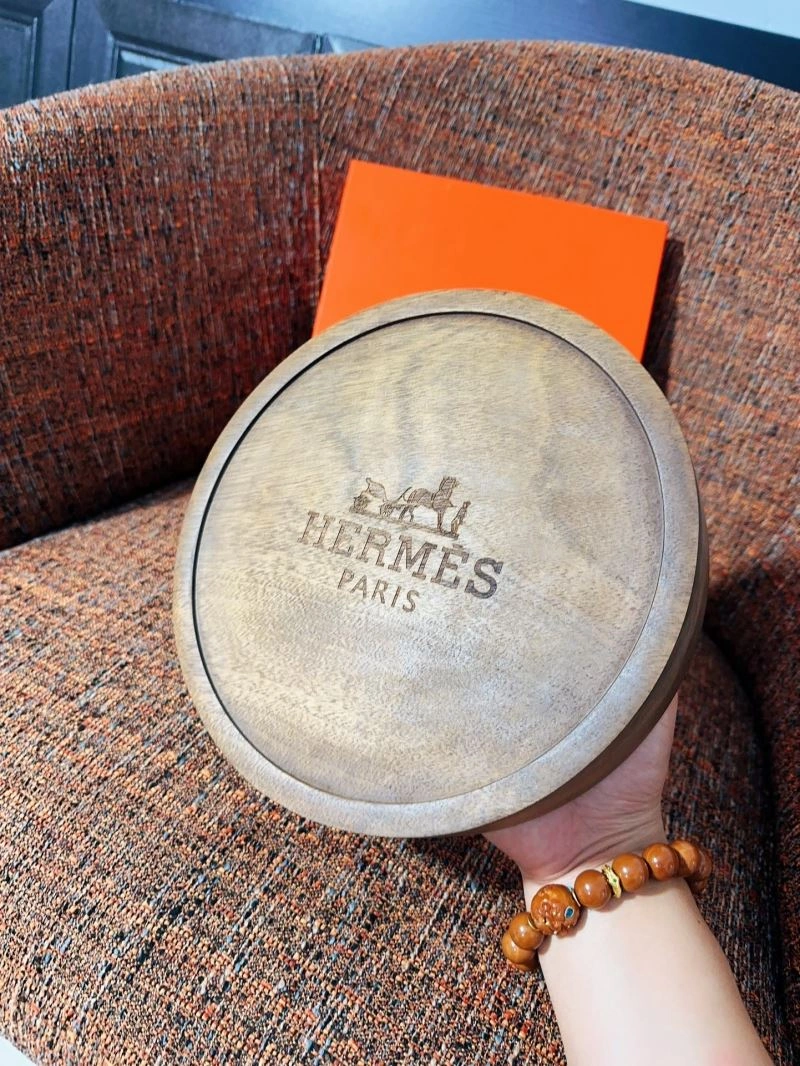 High fidelity Hermes Trays