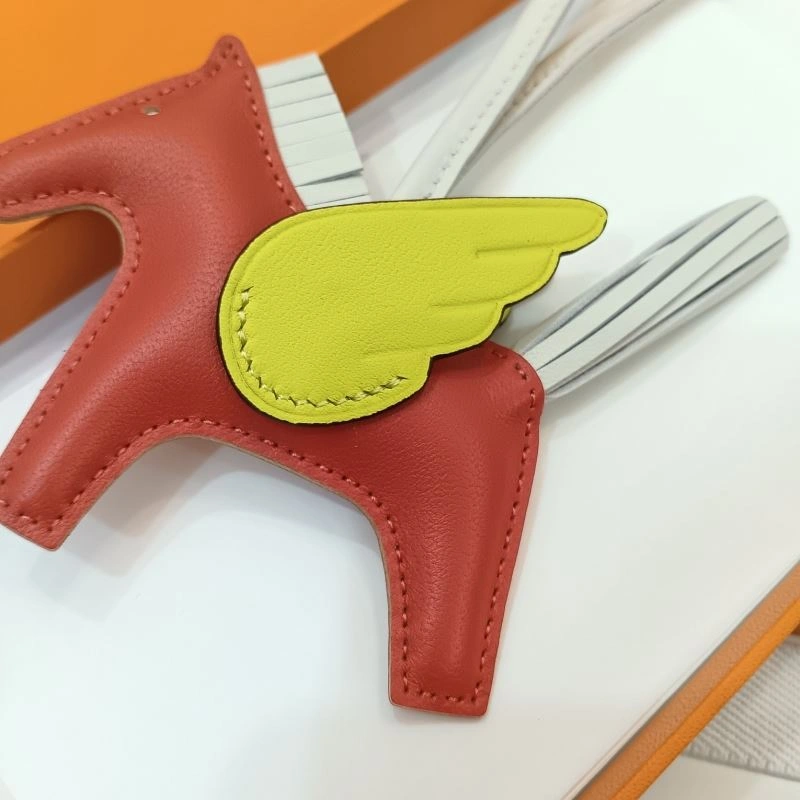 Cut-rate Hermes Trays
