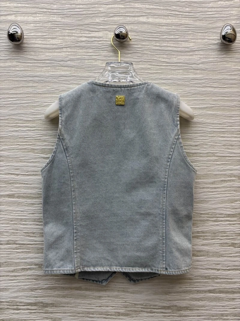 Accurate model Hermes Vest