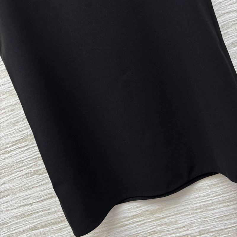 Value-priced Hermes Vest