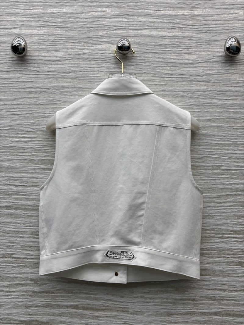 Budget-friendly Hermes Vest