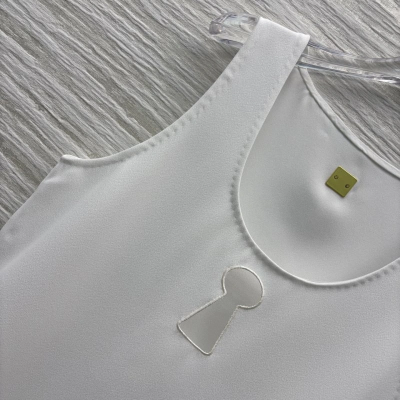 High fidelity Hermes Vest