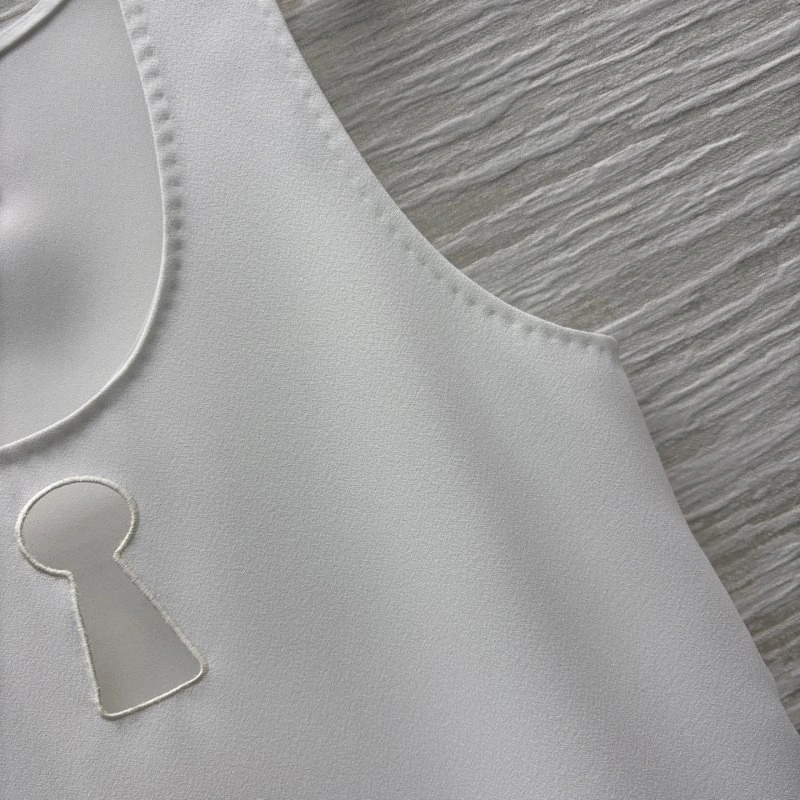 High fidelity Hermes Vest