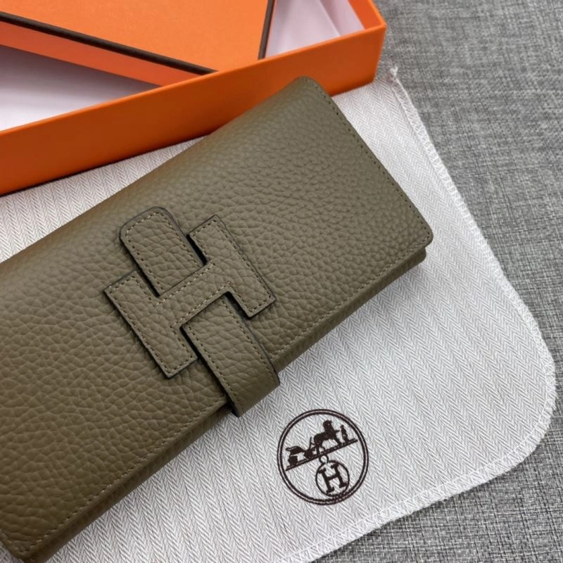 Accurate model Hermes Wallets Purse