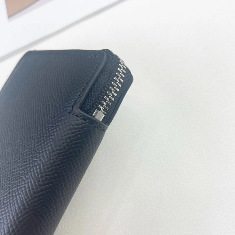 Indistinguishable Hermes Wallets Purse