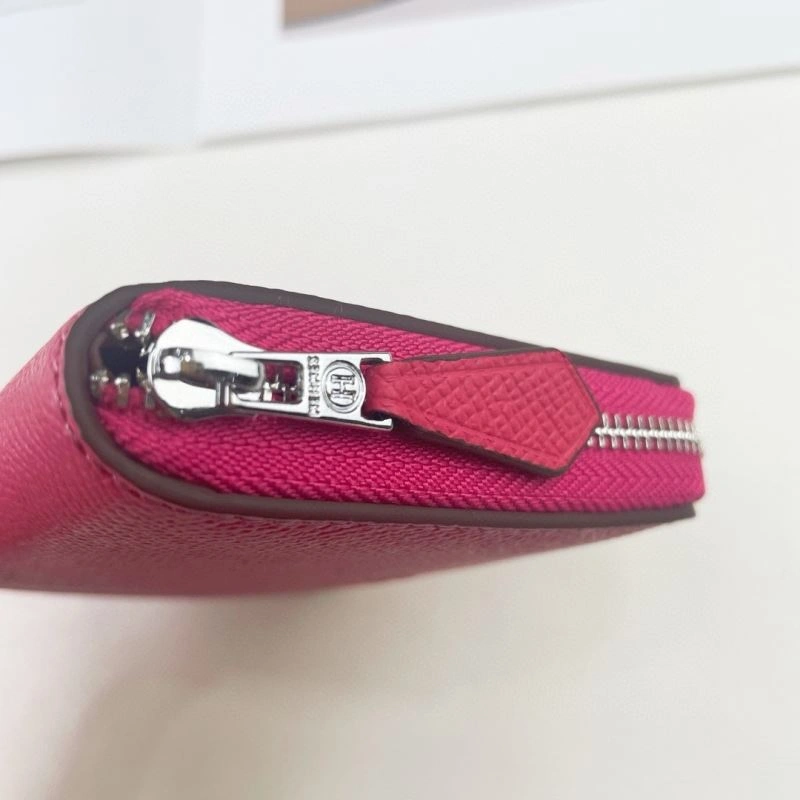 Accurate model Hermes Wallets Purse