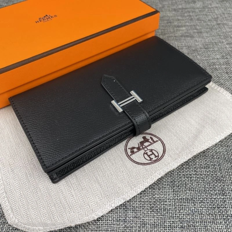 Accurate model Hermes Wallets Purse