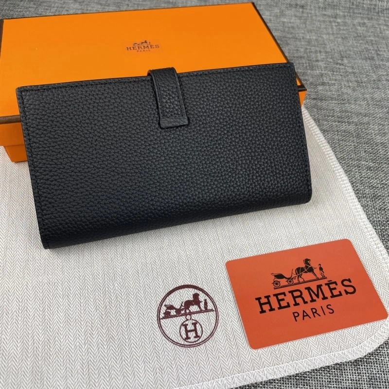 Accurate model Hermes Wallets Purse