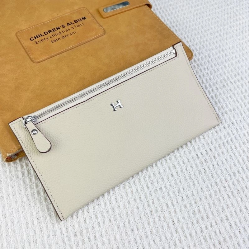 Indistinguishable Hermes Wallets Purse