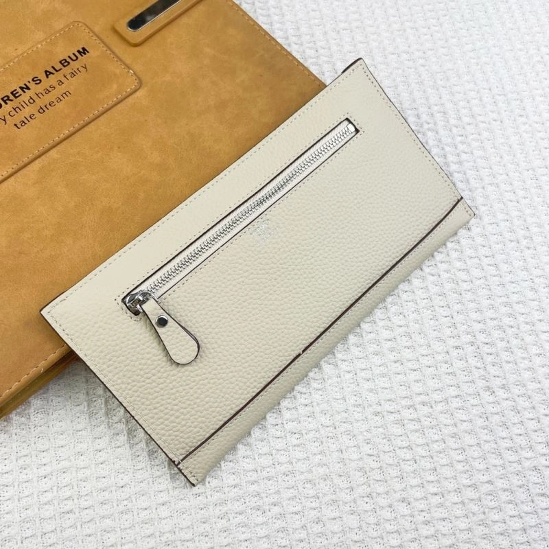 Indistinguishable Hermes Wallets Purse
