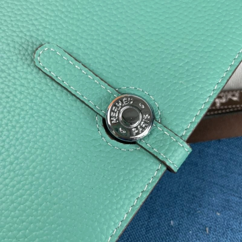 Budget-friendly Hermes Wallets Purse